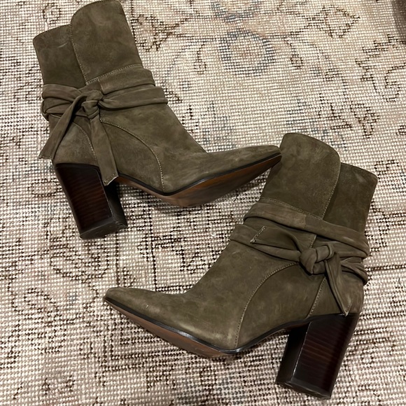 Banana Republic | Shoes | Banana Republic Green Suede Booties | Poshmark